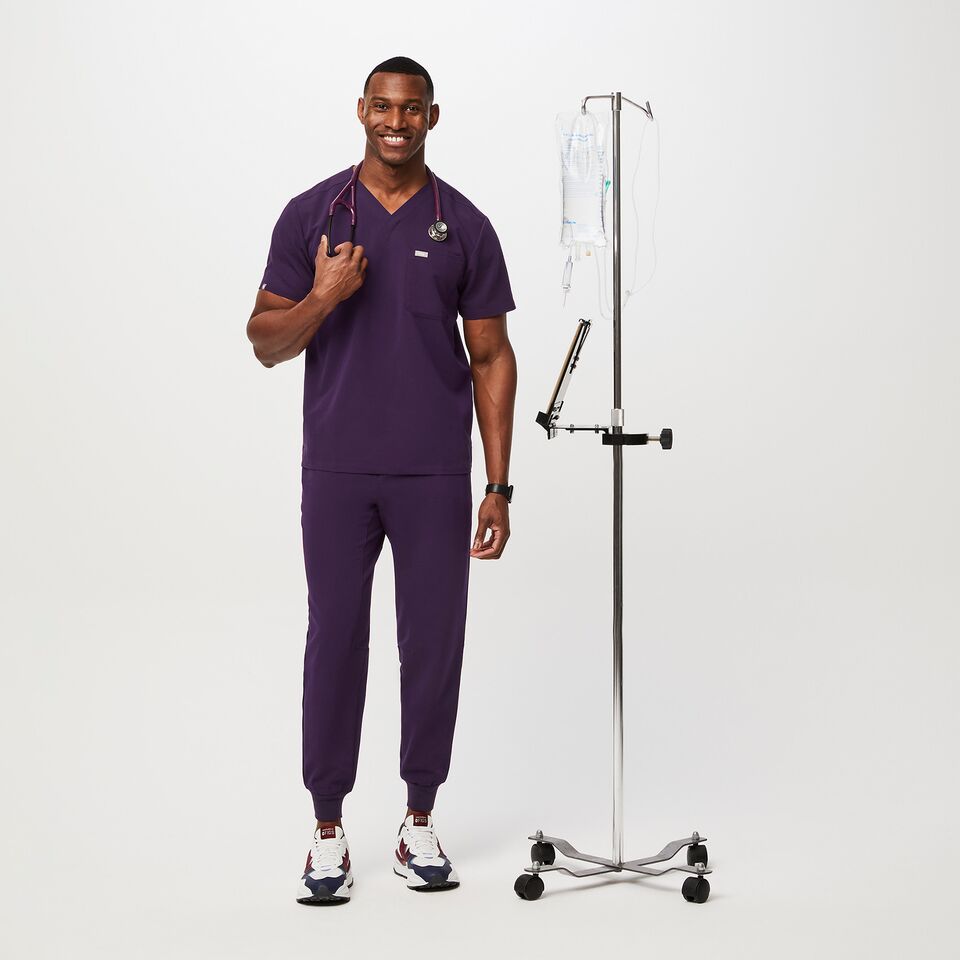 Men's Leon™ Three-Pocket Scrub Top - Purple Jam · FIGS