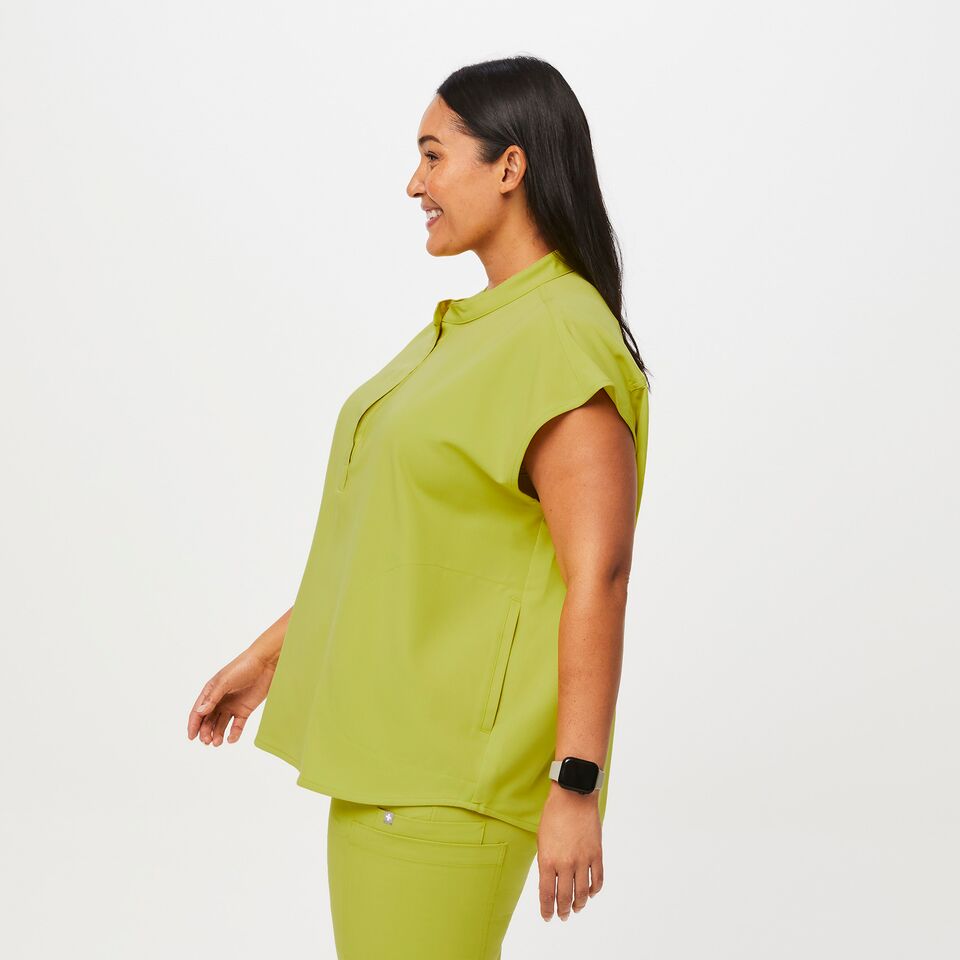 Women's Rafaela™ Oversized Scrub Top - Limeade · FIGS
