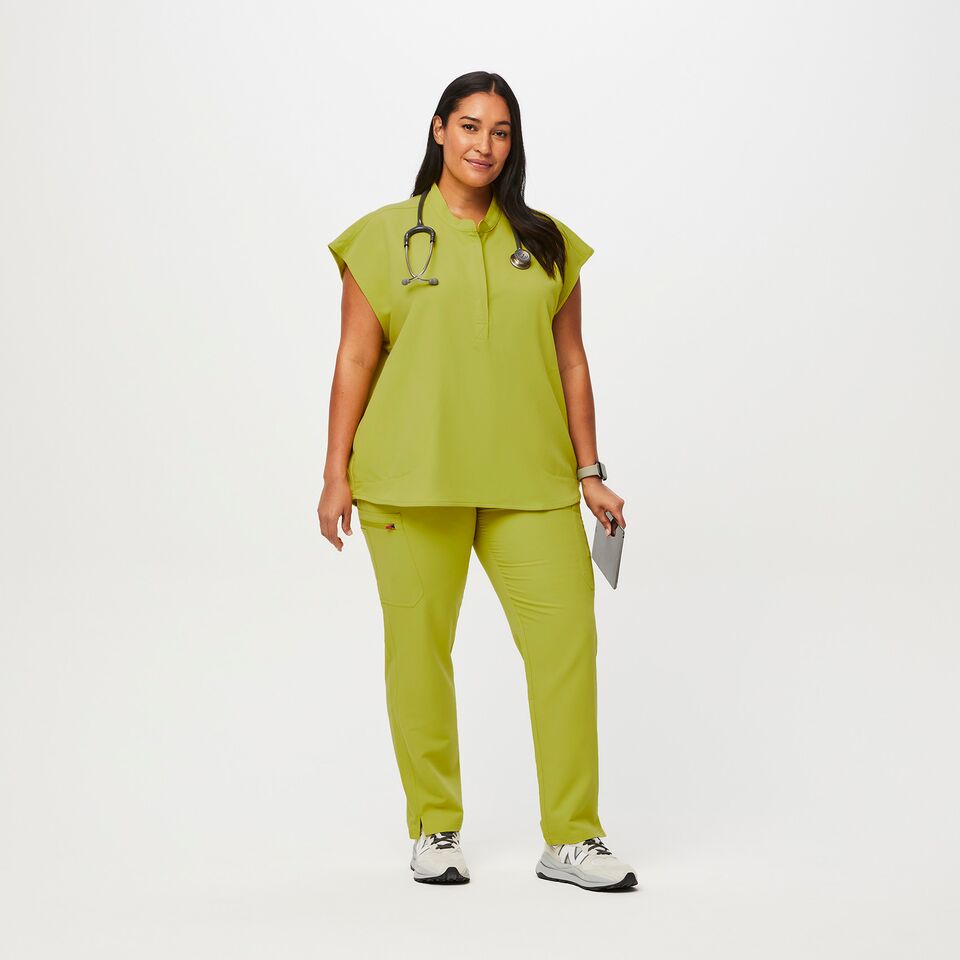 Women's Rafaela™ Oversized Scrub Top - Limeade · FIGS