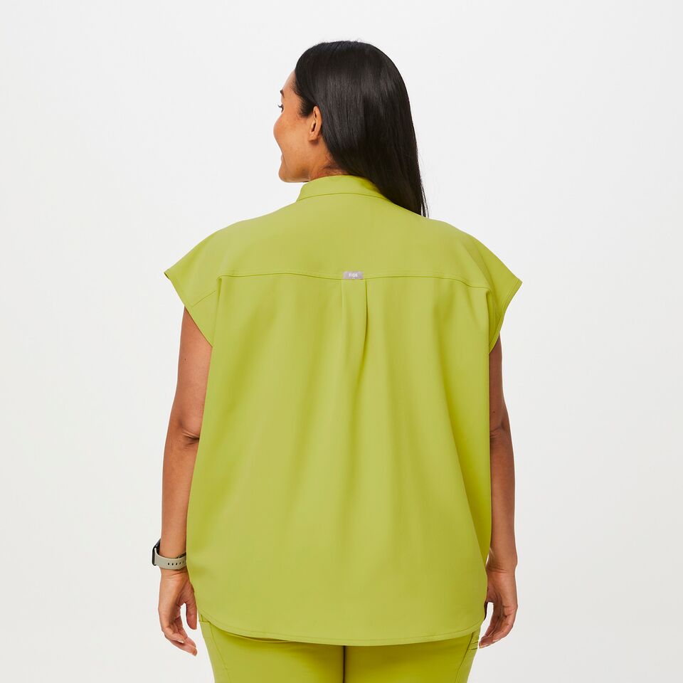 Women's Rafaela™ Oversized Scrub Top - Limeade · FIGS