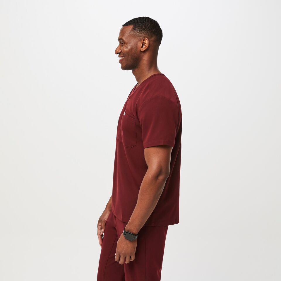 Men's Leon™ Three-Pocket Scrub Top - Burgundy · FIGS