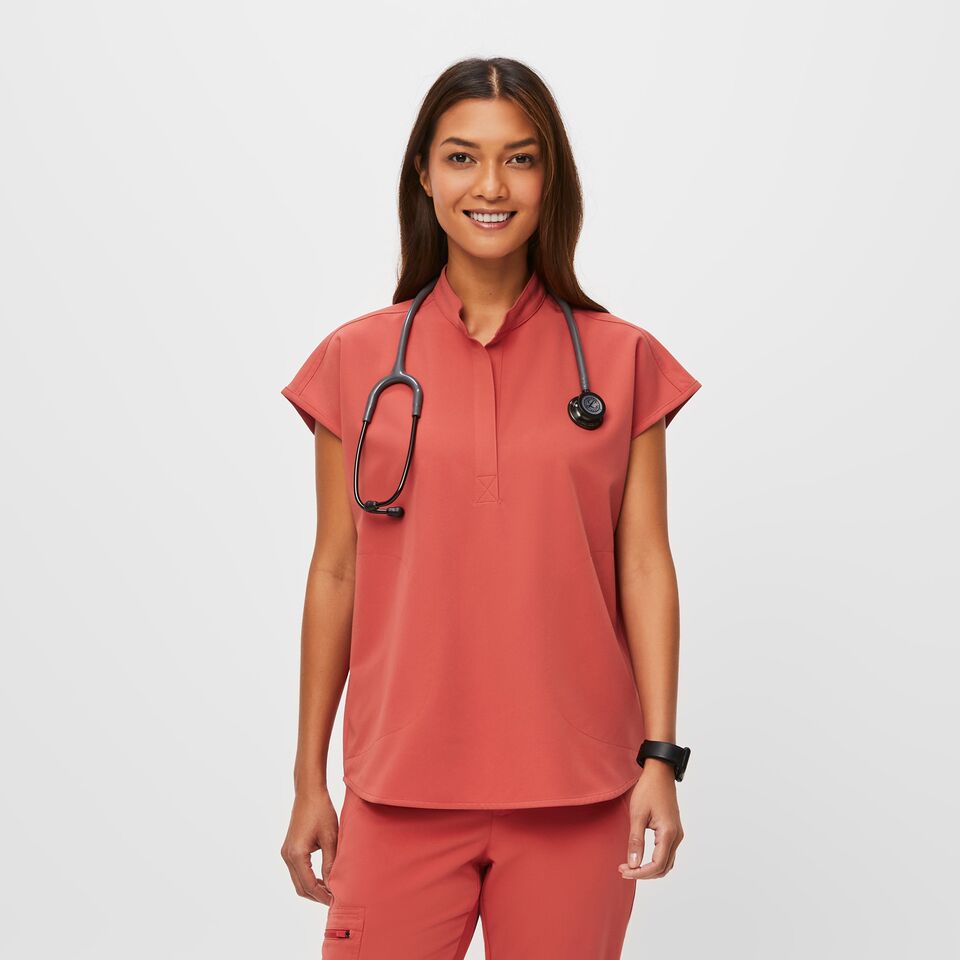 Women's Rafaela Oversized Scrub Top™ - Clay · FIGS