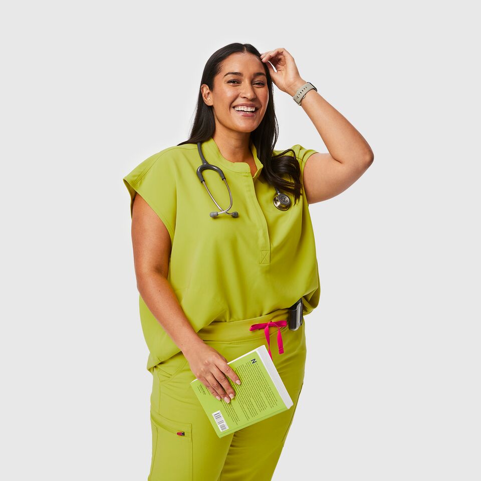 Women's Rafaela™ Oversized Scrub Top - Limeade · FIGS