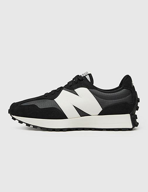 Black FIGS | New Balance - Scrub Shoes & Nurse Sneakers