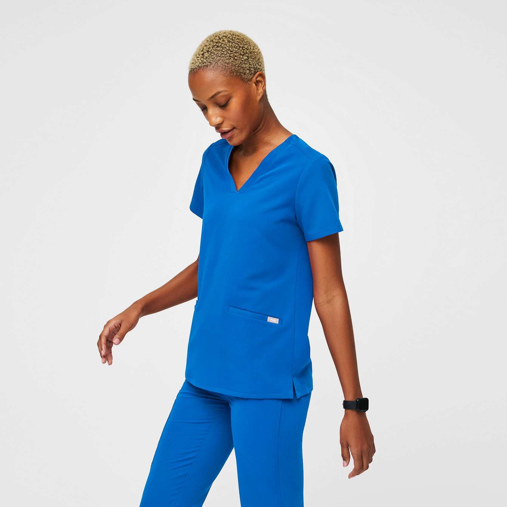 Women's Casma Three-Pocket Scrub Top™ - Royal Blue · FIGS