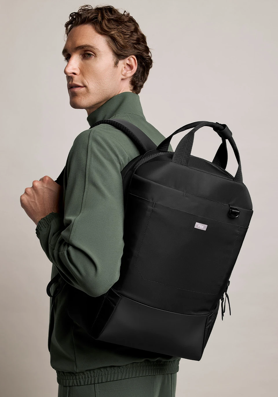 Unisex The Shift Backpack - Navy · FIGS