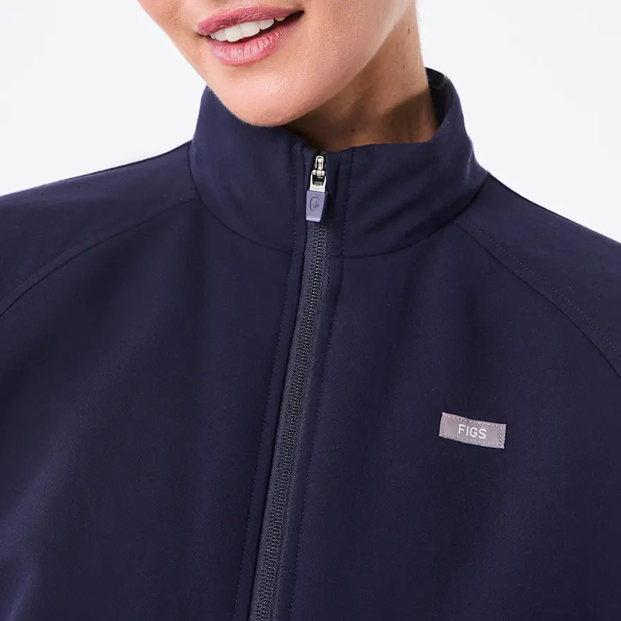 Women’s Sydney Scrub Jacket - Navy · FIGS