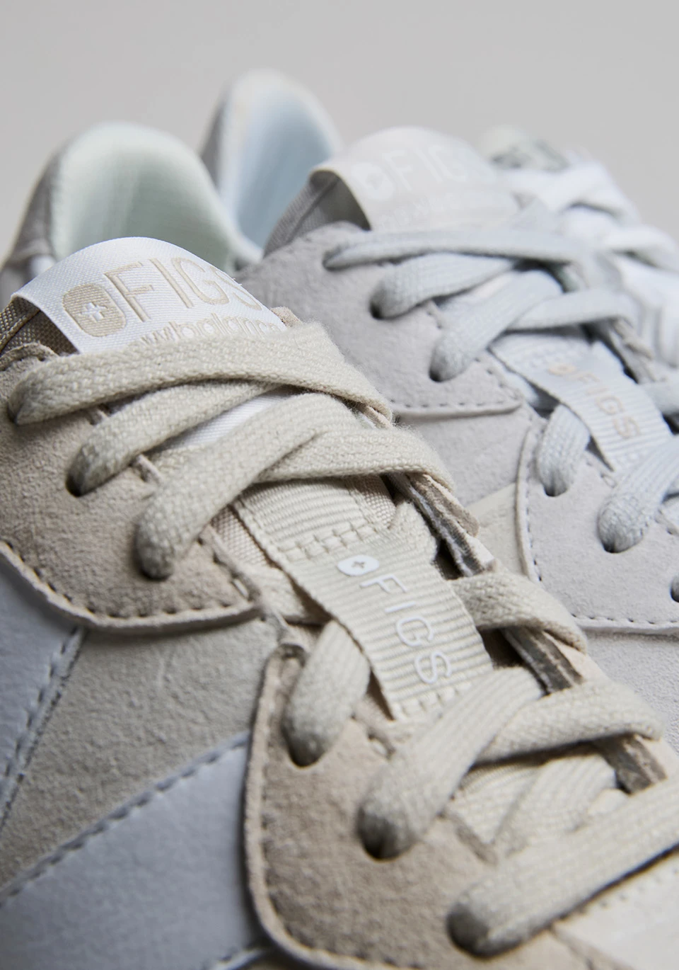 FIGS | New Balance 327 - Black