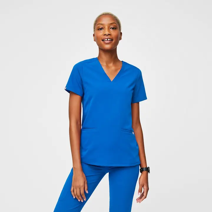 Women's Casma Three-Pocket Scrub Top™ - Royal Blue · FIGS