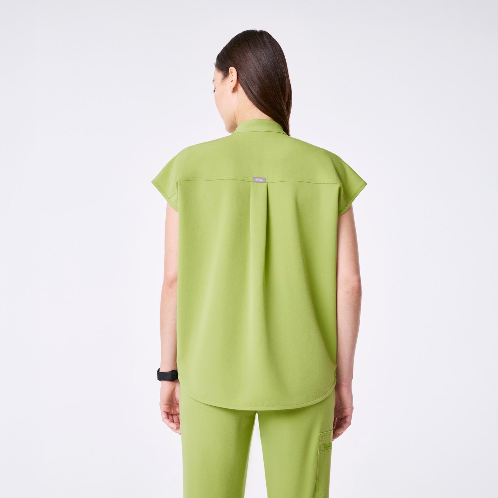 Women's Rafaela Oversized Scrub Top™ - Matcha · FIGS