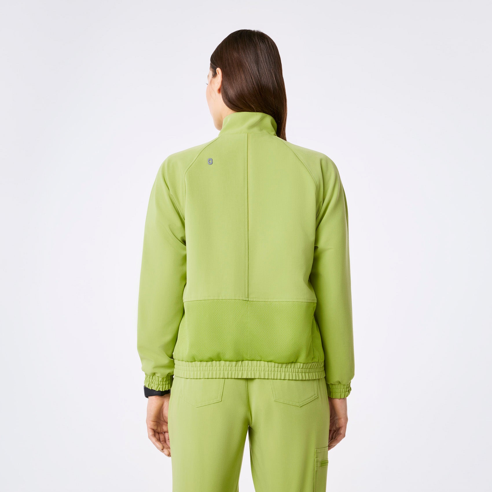 Women’s Sydney Scrub Jacket - Matcha · FIGS