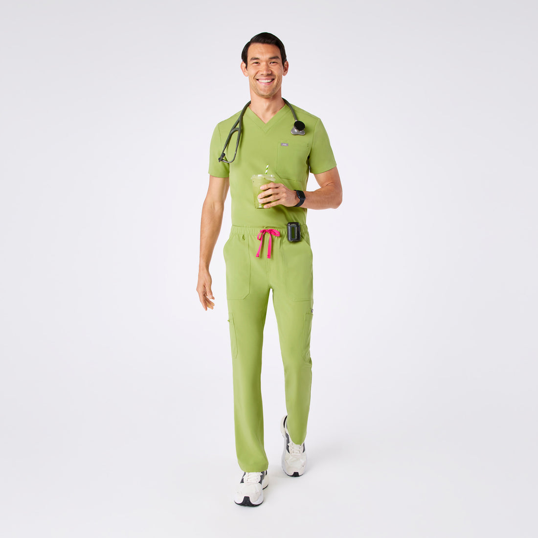 Men's Cairo Cargo Scrub Pants™ - Matcha · FIGS