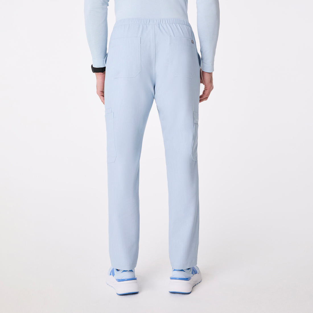 Men's Cairo Cargo Scrub Pants™ - Chambray · FIGS