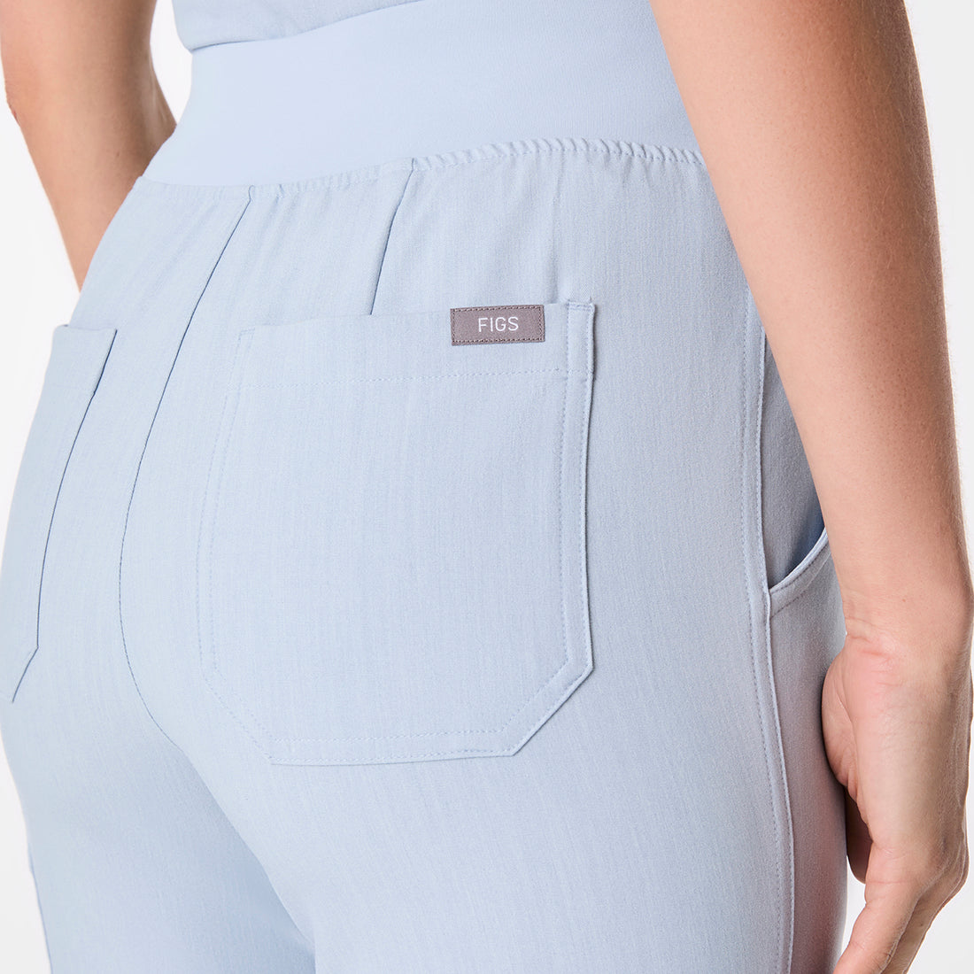 Women’s High Waisted Yola Skinny Scrub Pants™ - Chambray · FIGS