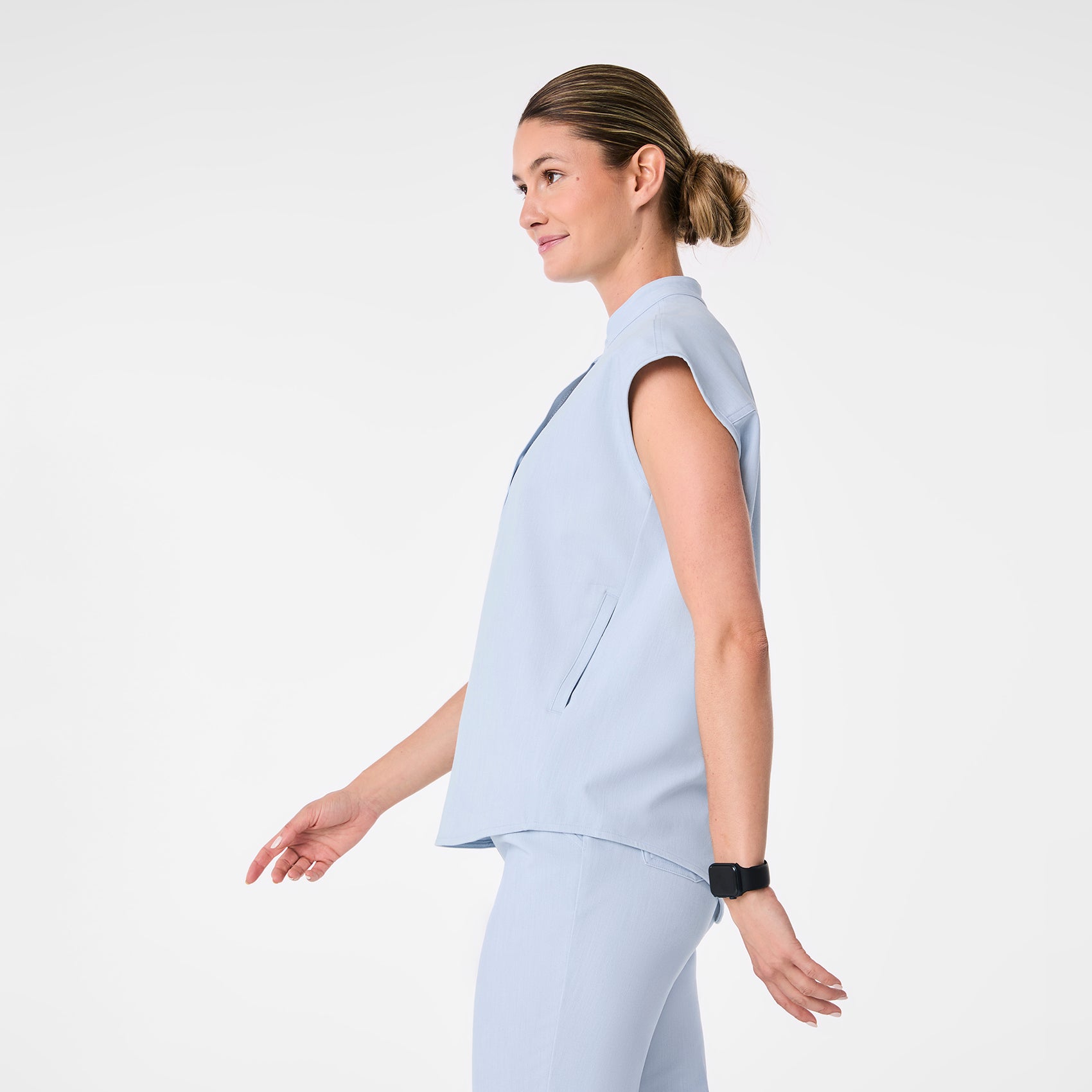 Women's Rafaela Oversized Scrub Top™ - Chambray · FIGS