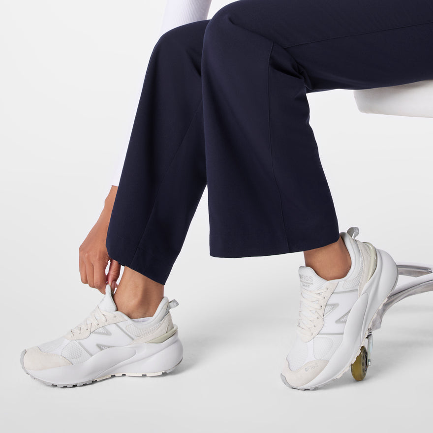 Unisex FIGS | New Balance 3447 - Cream/Grey