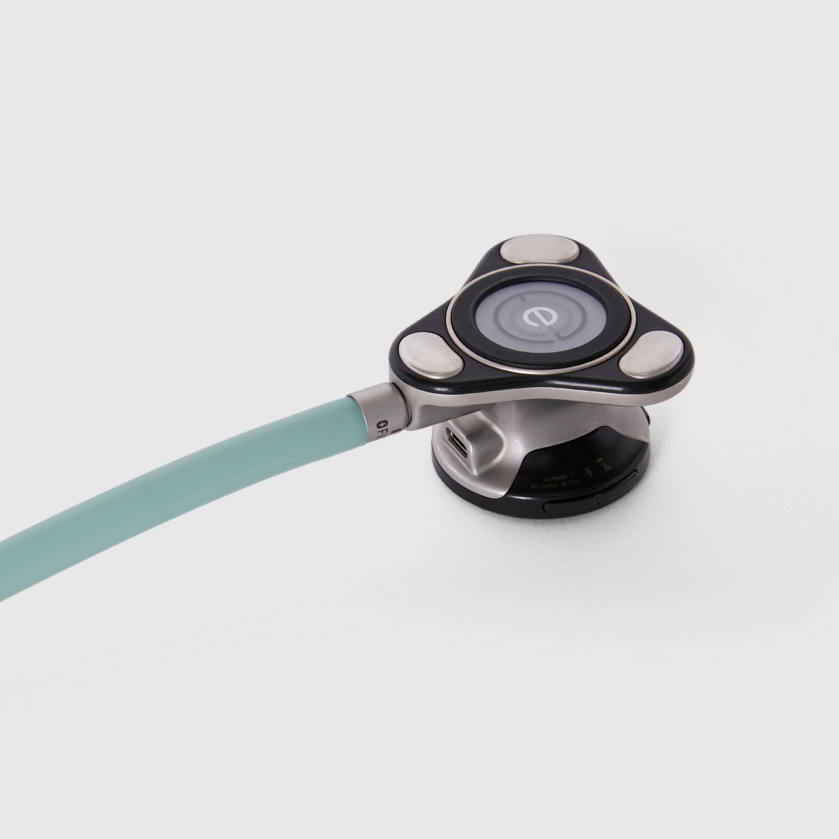 FIGS | Eko CORE 500™ Digital Stethoscope