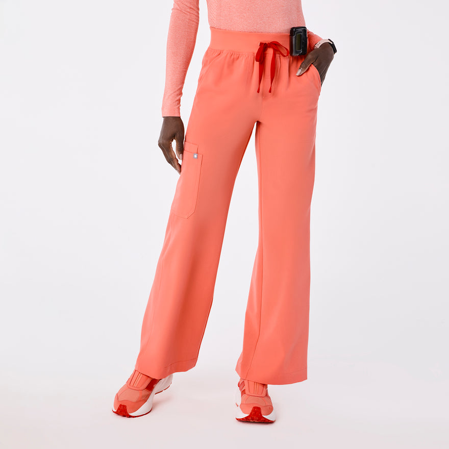 Women’s High Waisted Isabel Wide Leg Scrub Pants · FIGS
