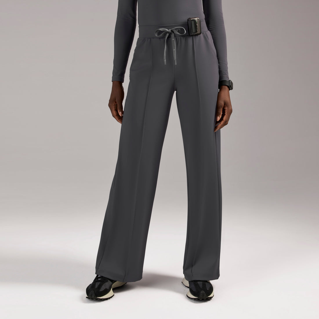 Women's FORMx™ Scrubs · FIGS