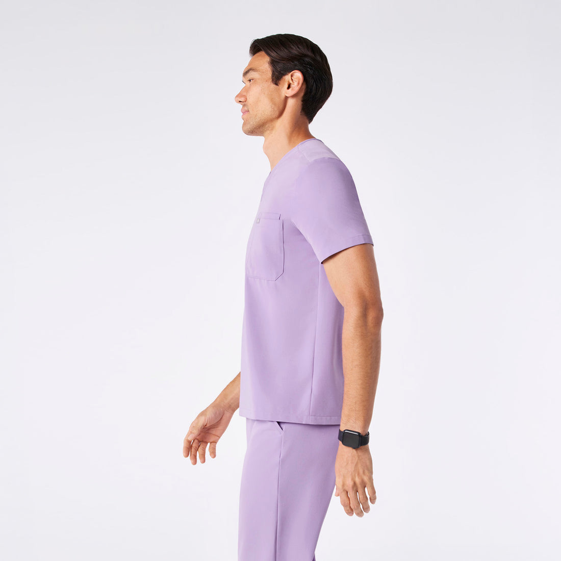 Men's Leon™ Three-Pocket Scrub Top - Lavender Dew · FIGS