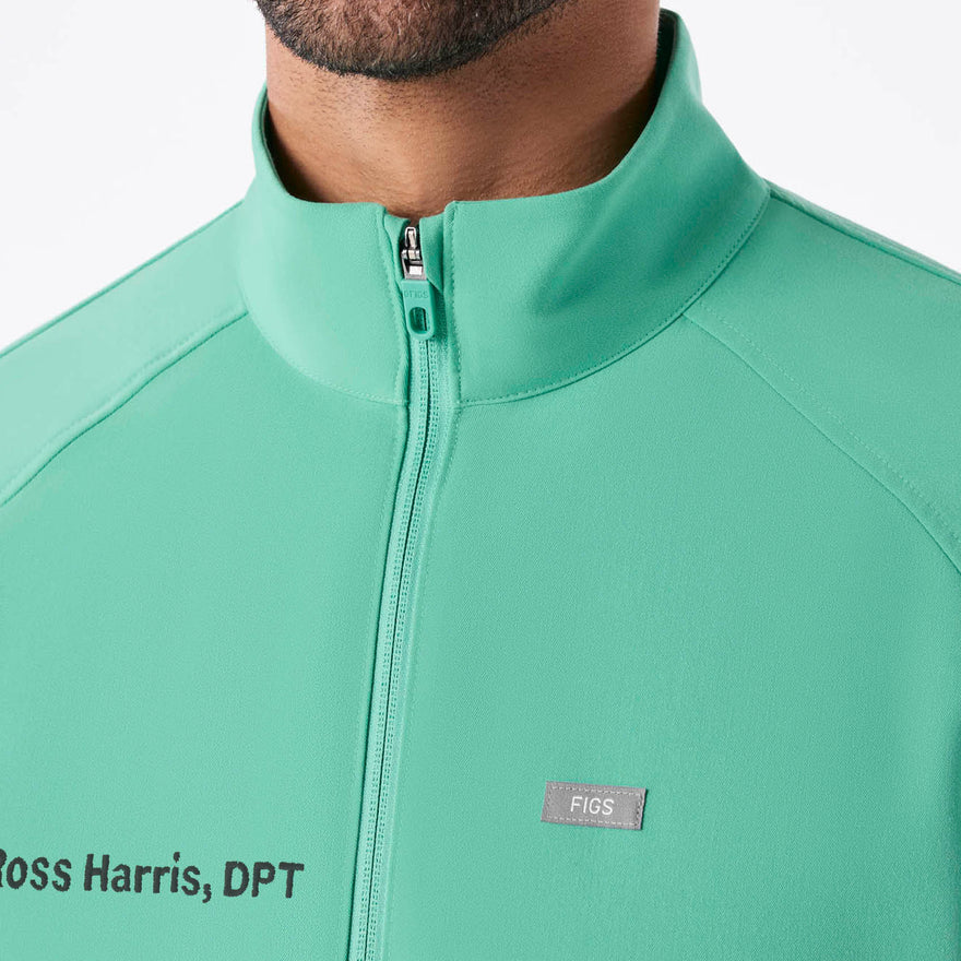 Men’s Cobaki Performance Scrub Jacket - Surgical Green · FIGS