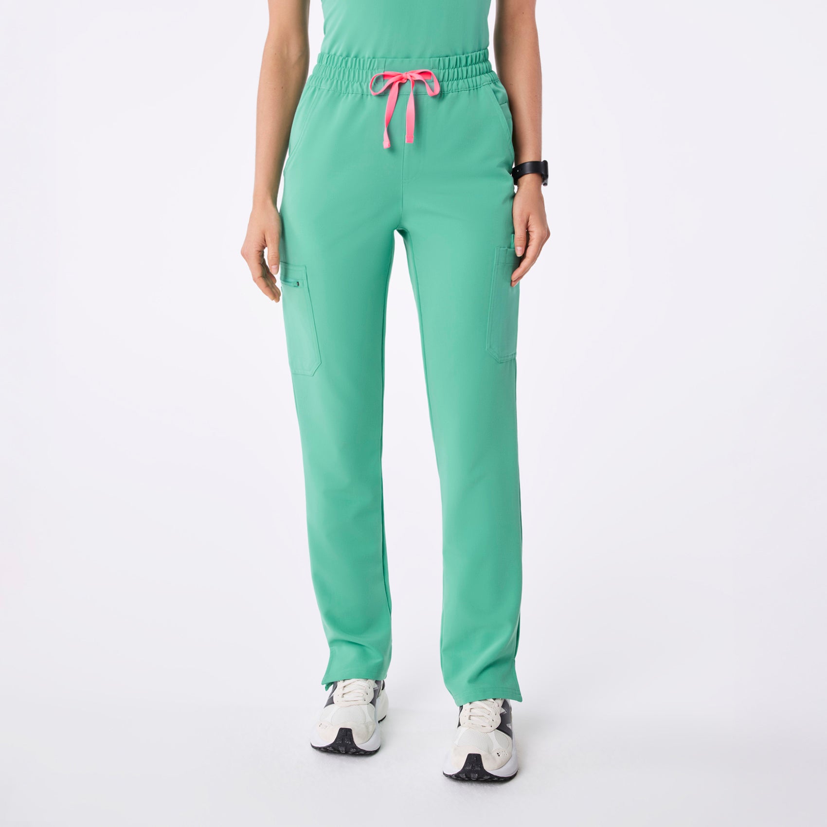 Women’s High Waisted Dowa Scrub Pants · FIGS
