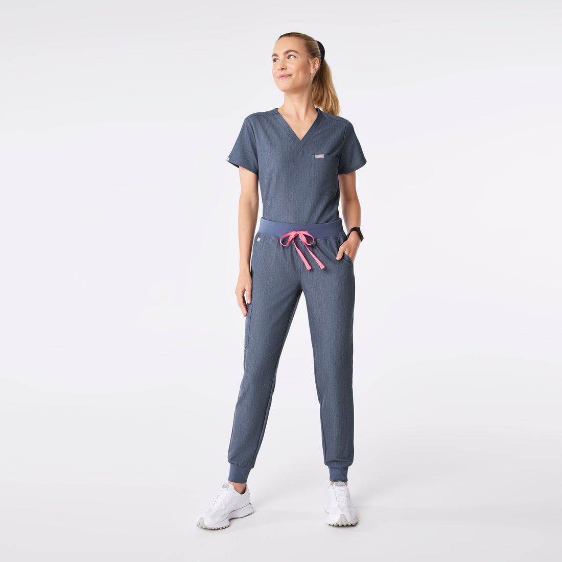 Women's Zamora Jogger Scrub Pant™ - Heather Denim · FIGS