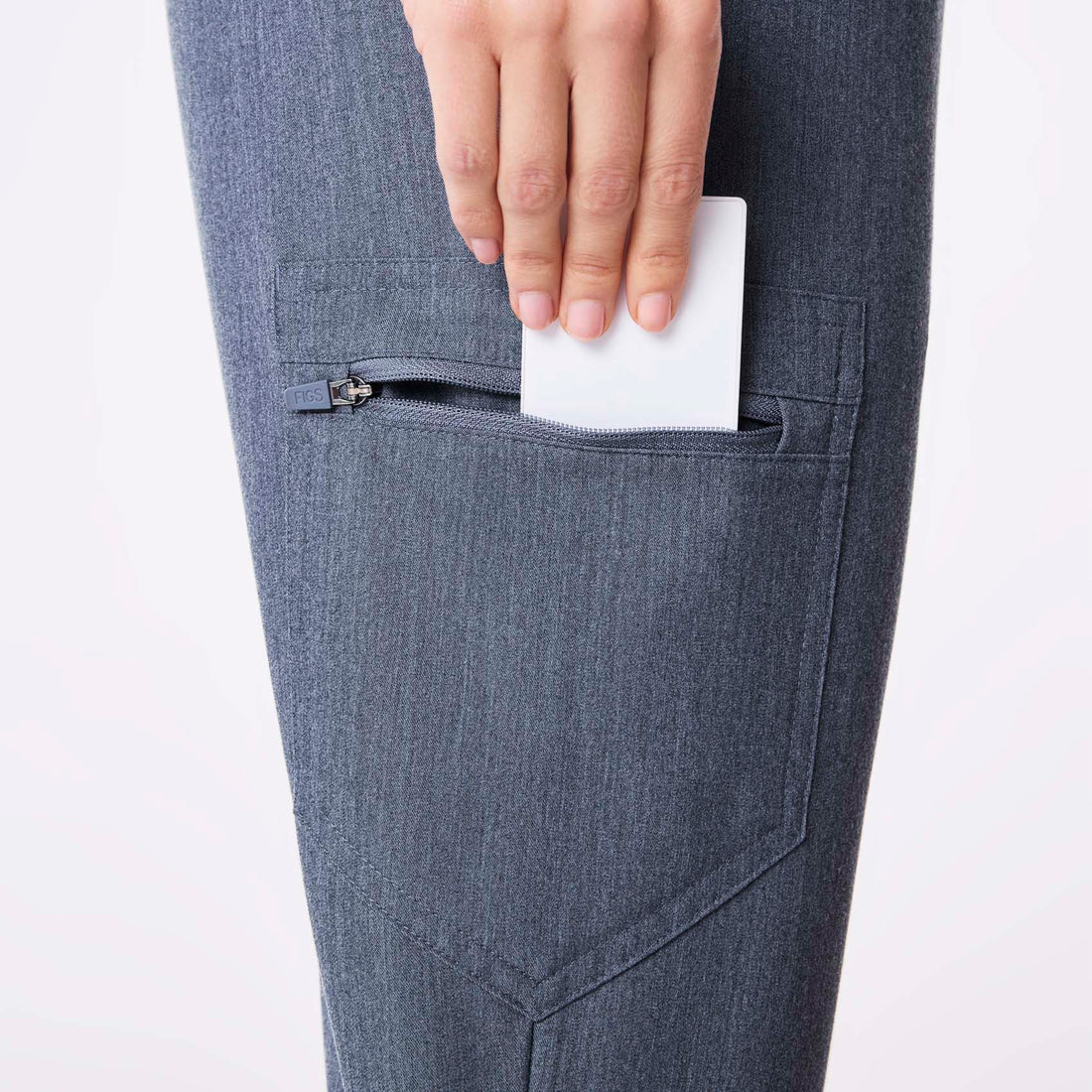 Women's Zamora Jogger Scrub Pant™ - Heather Denim · FIGS