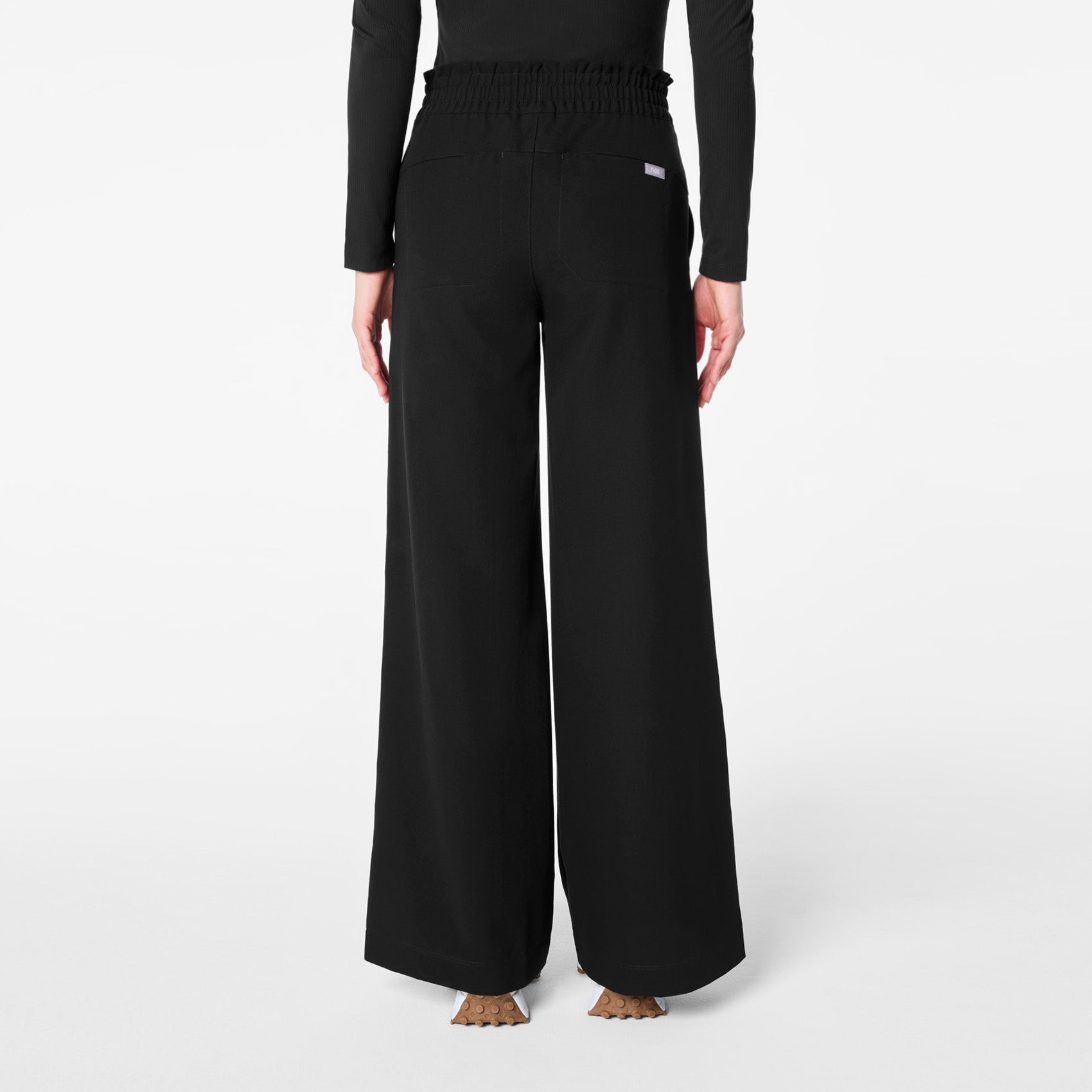 Women’s High Waisted Allison Ultra Wide Leg Scrub Pants - Black · FIGS