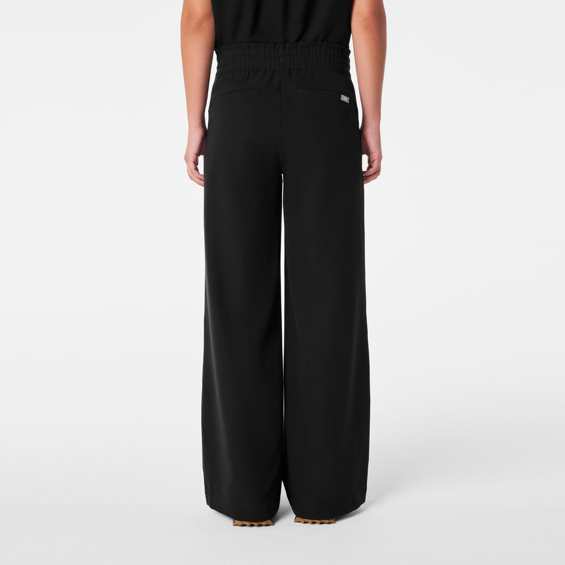 Women's High-Waisted Allison Ultra Wide Leg Scrub Trousers - Black · FIGS