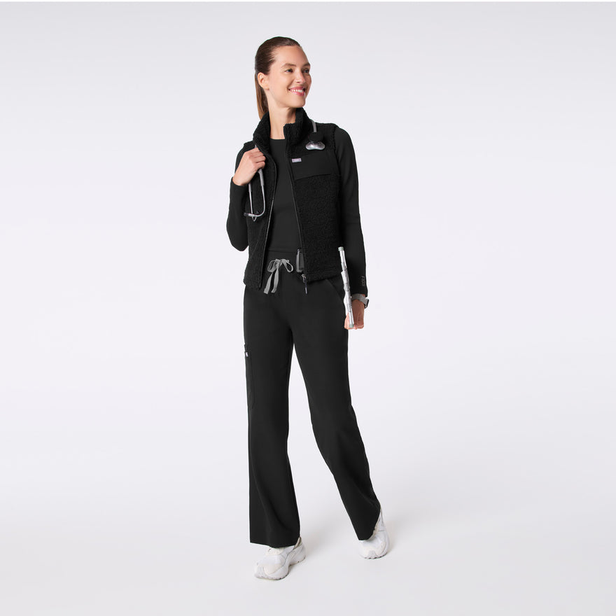 Women’s Black Scrubs | FIGS UK