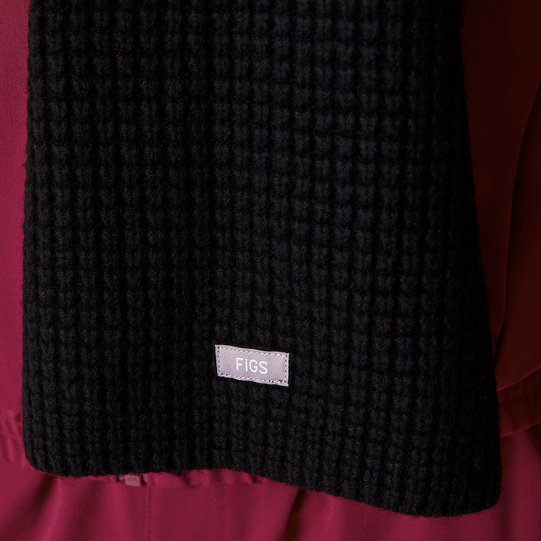 Unisex Waffle Scarf - Black · FIGS