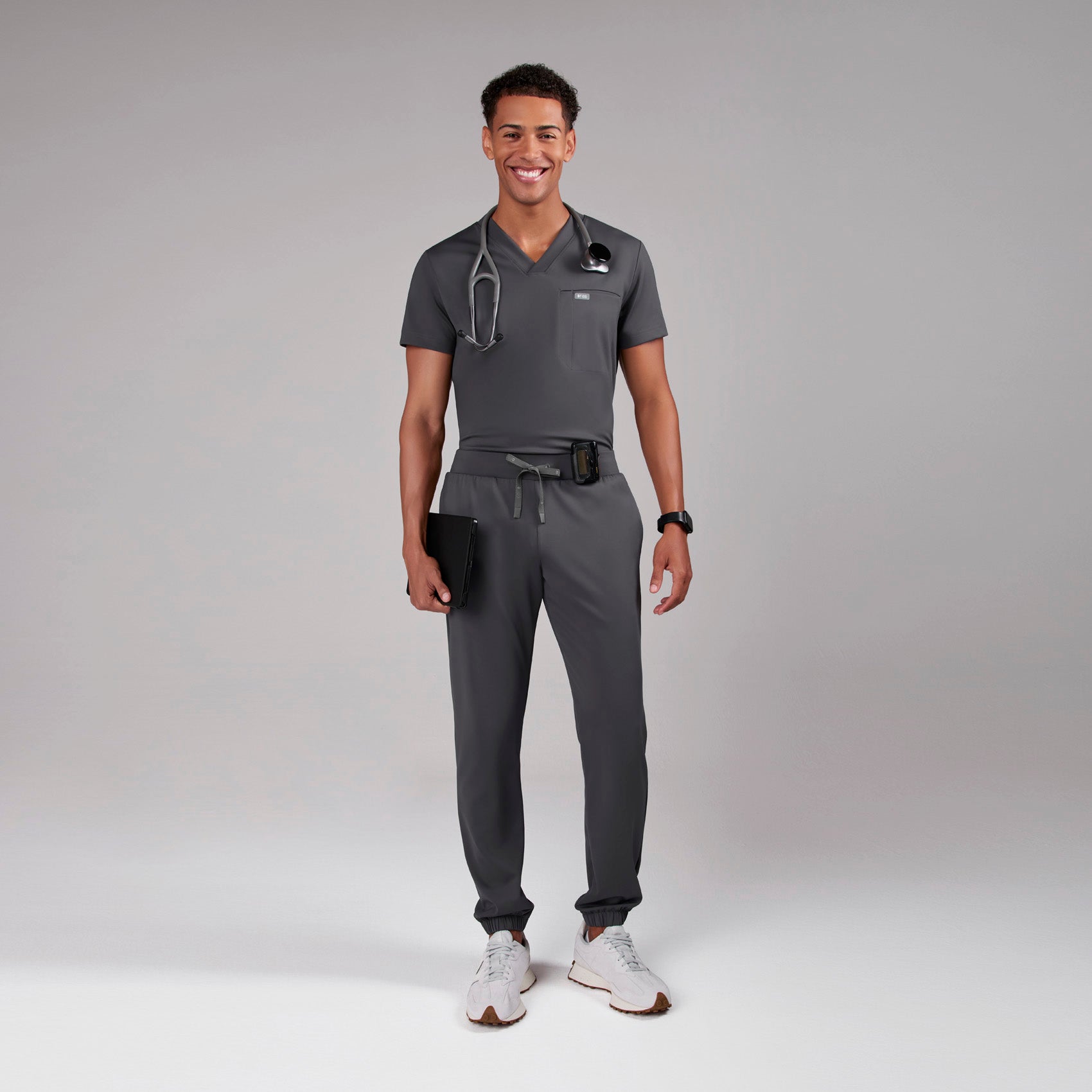 Men's FORMx™ Scrubs · FIGS