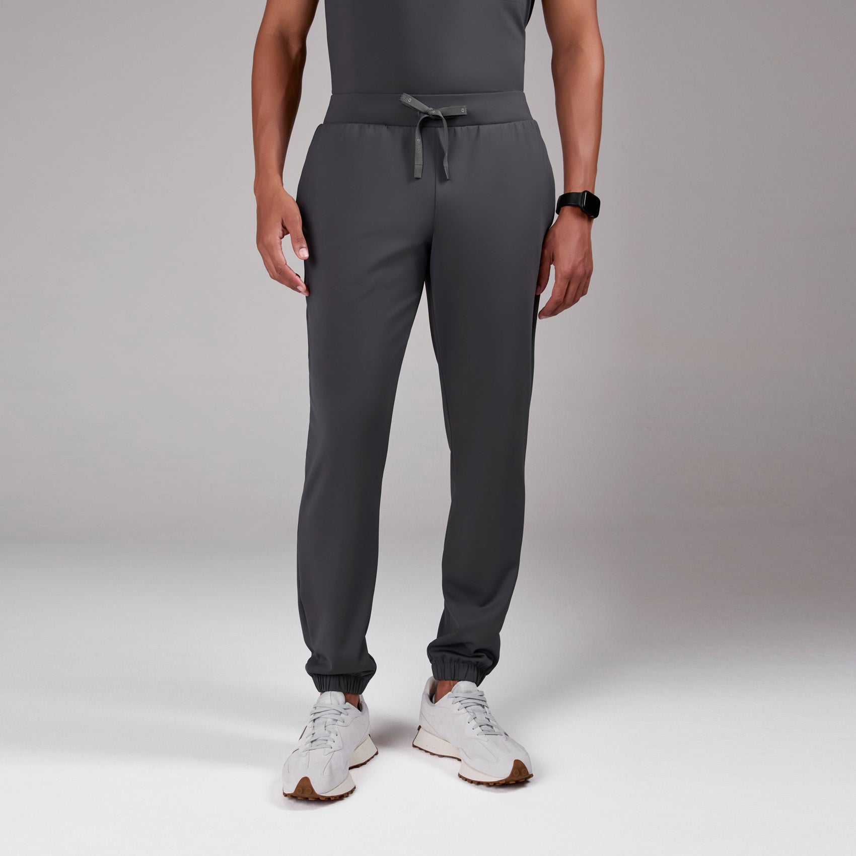 Men's FORMx™ Scrubs · FIGS