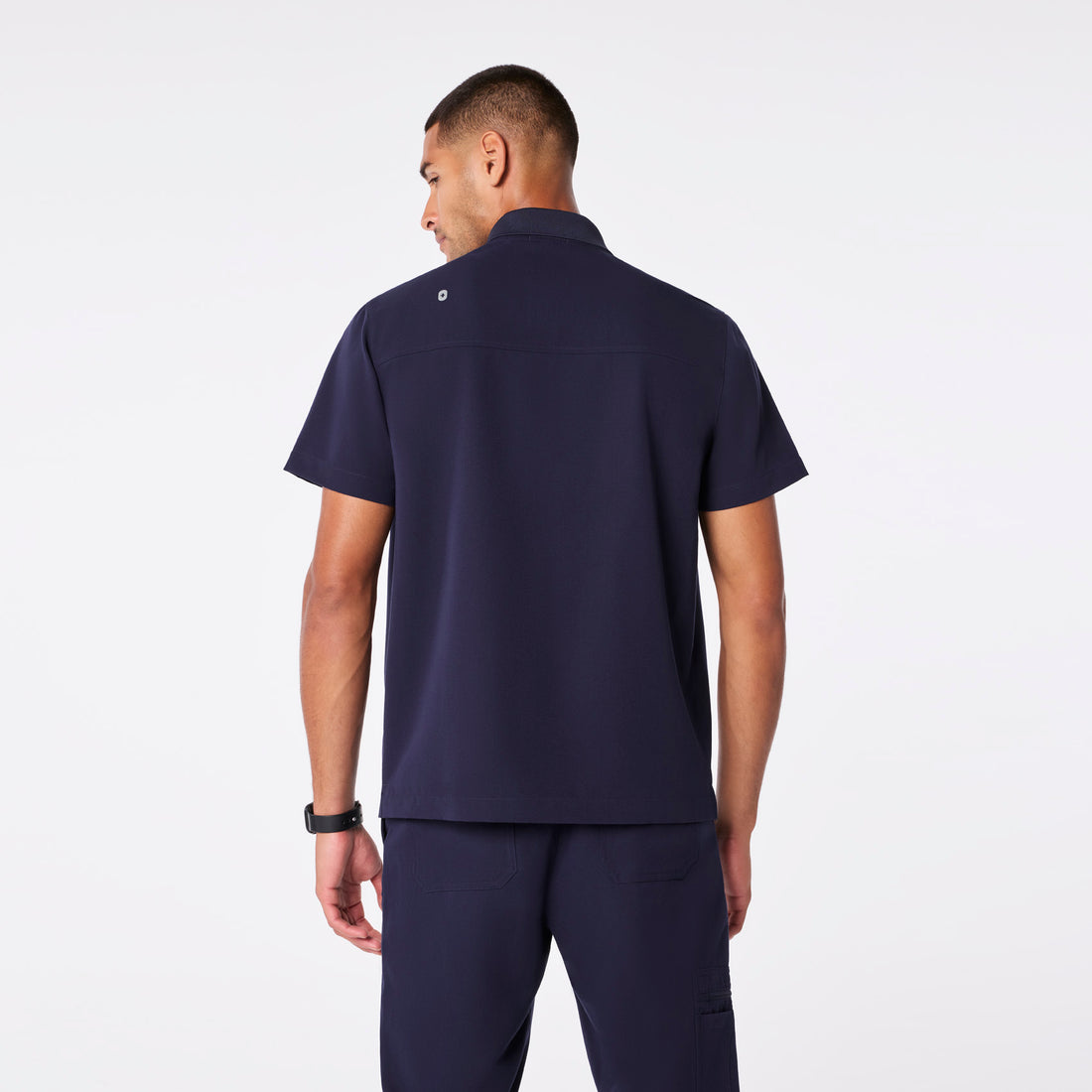 Men’s Jasper Polo Scrub Top - Navy · FIGS