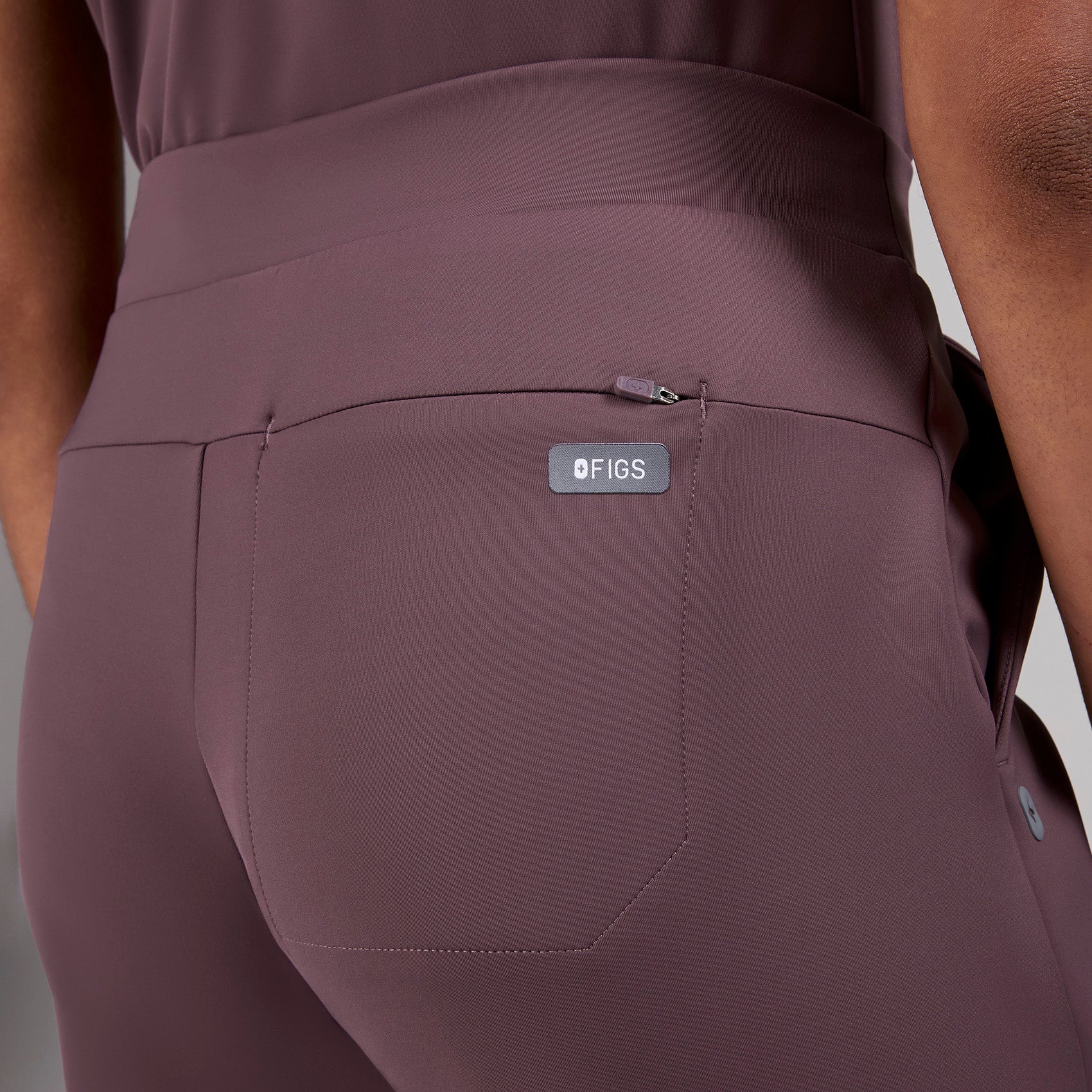 Women's High Waisted Piedra FORMx Straight Leg Scrub Pants™ - Plum · FIGS