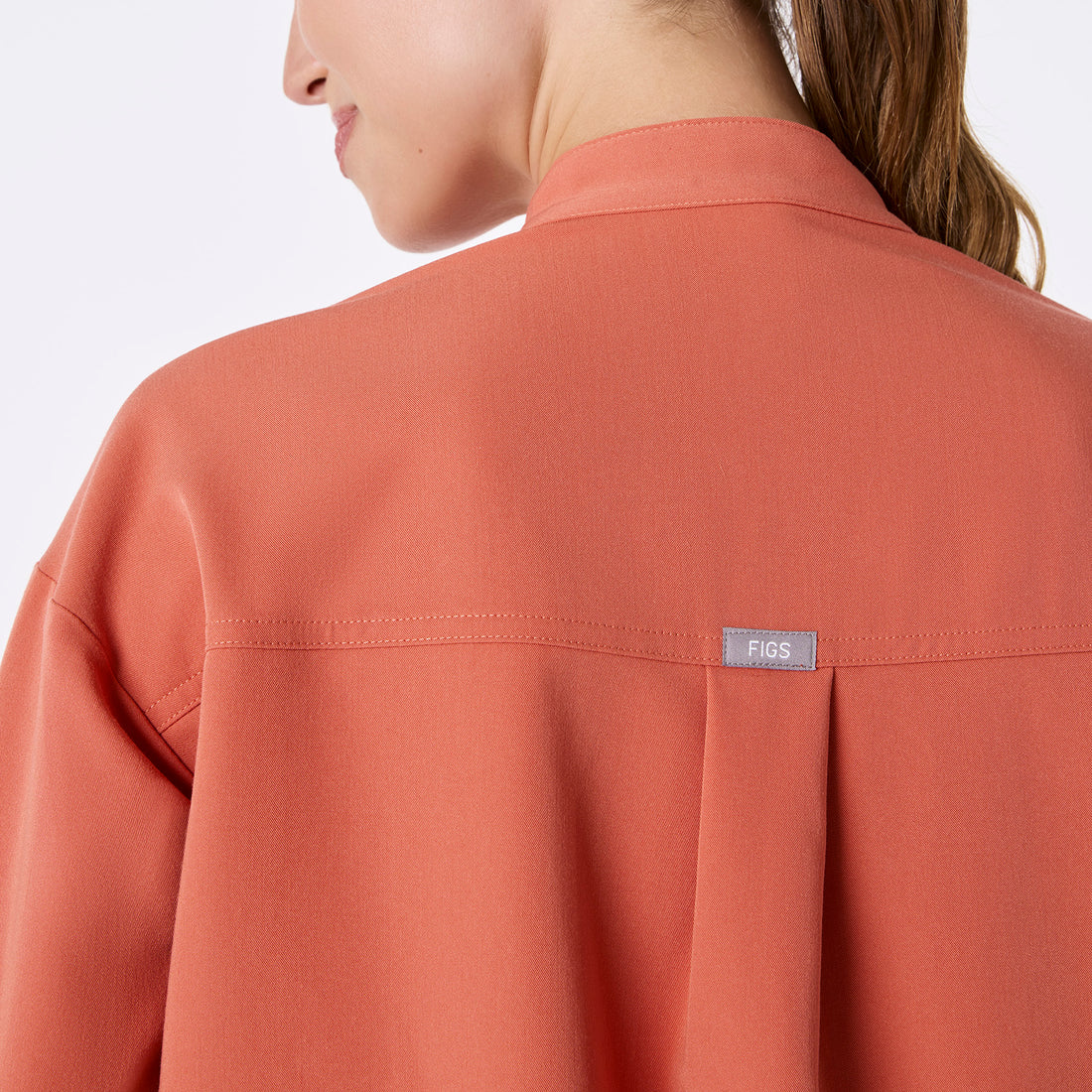 Women’s Rafaela™ Longsleeve Scrub Top - Spiced Cider · FIGS