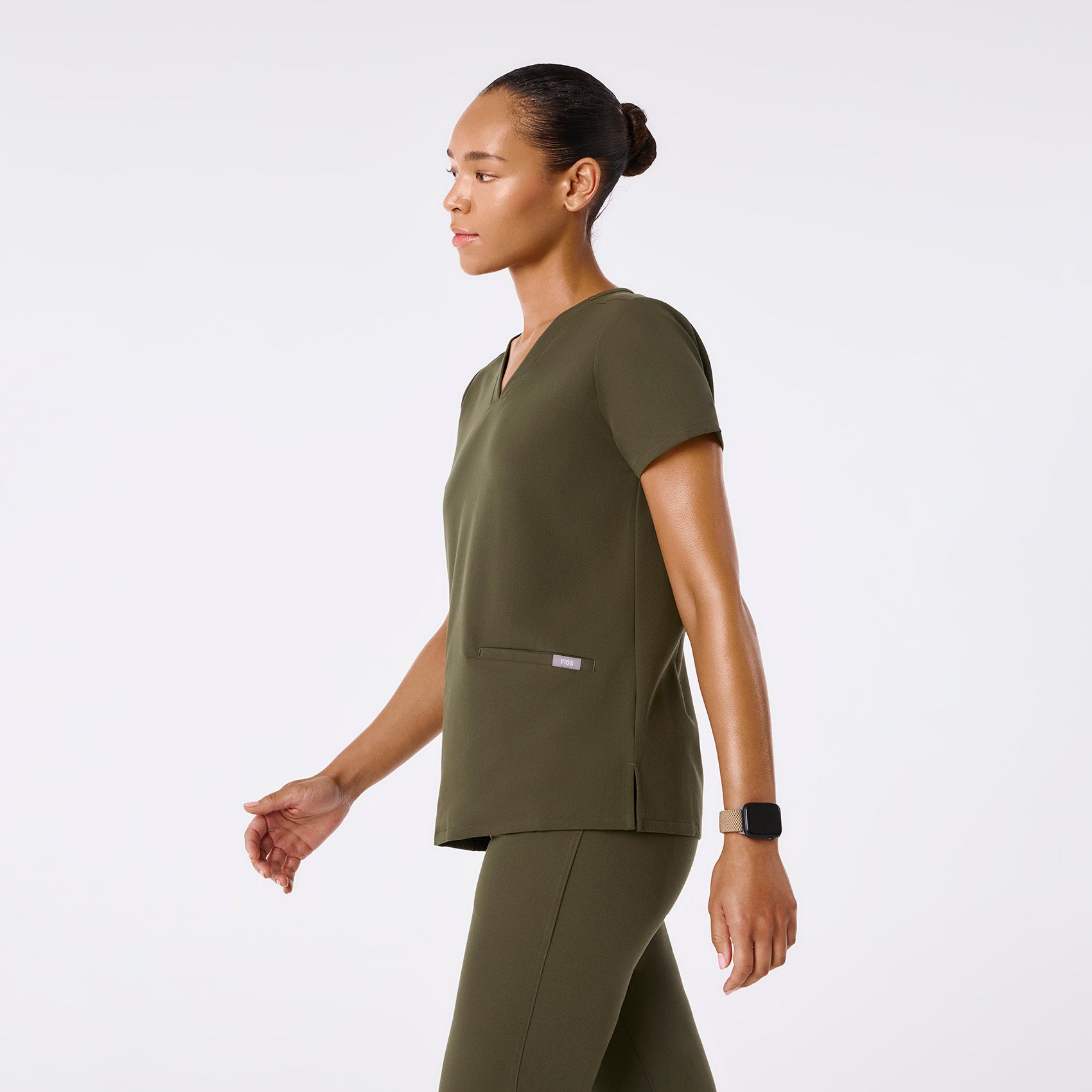 Women's Casma Three-Pocket Scrub Top™ - Spruce · FIGS
