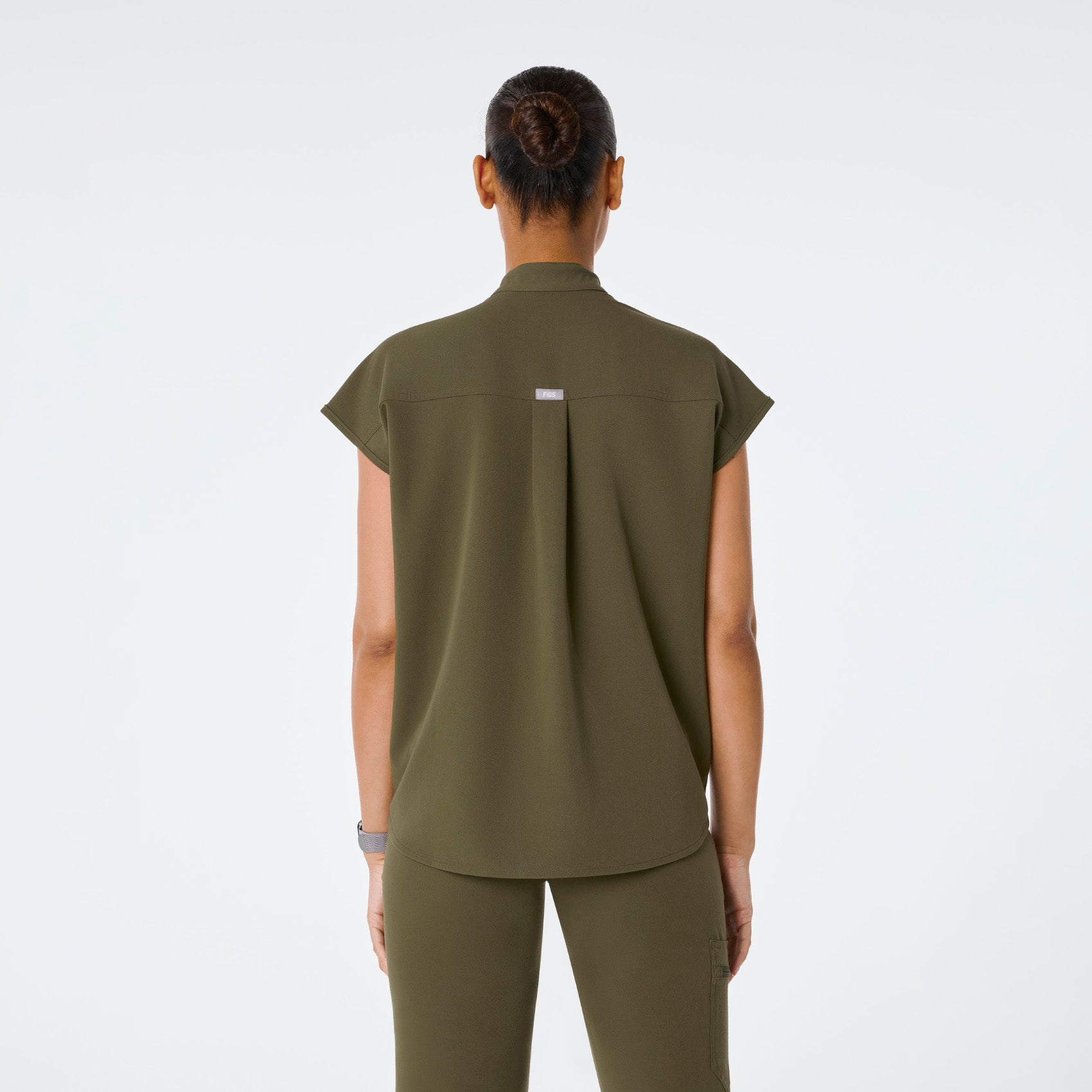Women's Rafaela Oversized Scrub Top™ - Spruce · FIGS