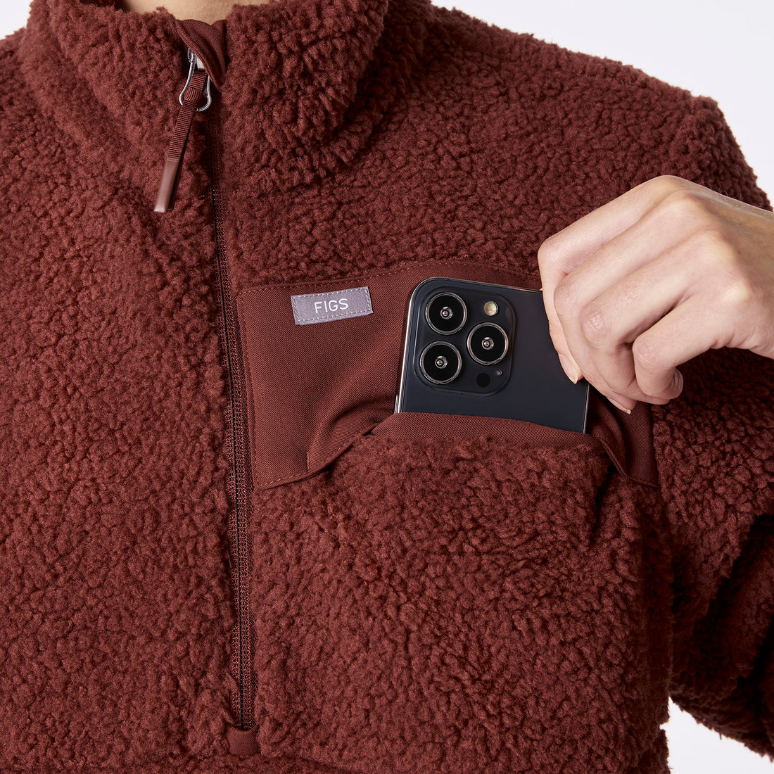 Women’s On-Shift High Pile Fleece Pullover Jacket™ - Walnut · FIGS