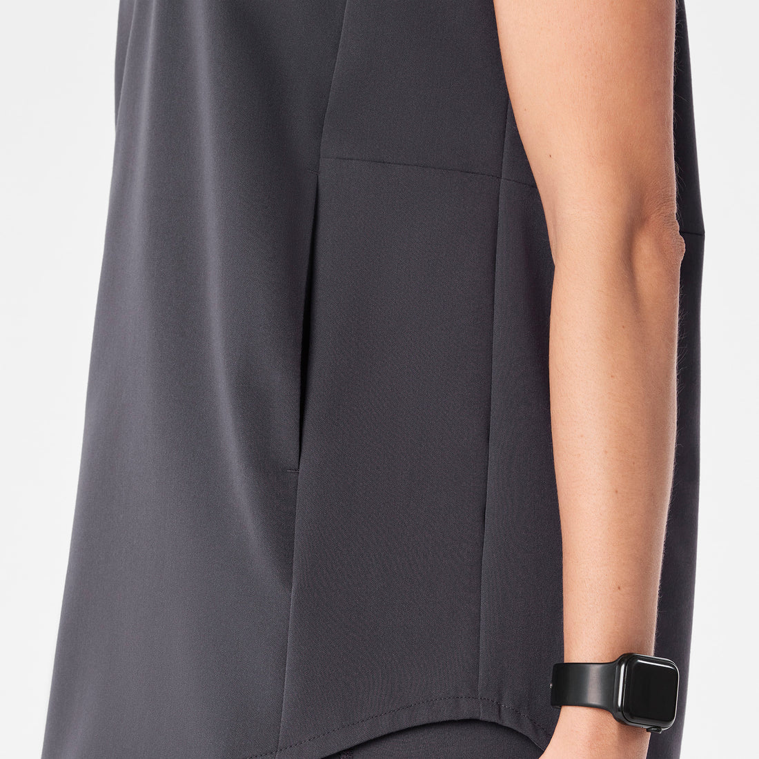 Women’s Addison Oversized Tunic Scrub Top - Charcoal · FIGS