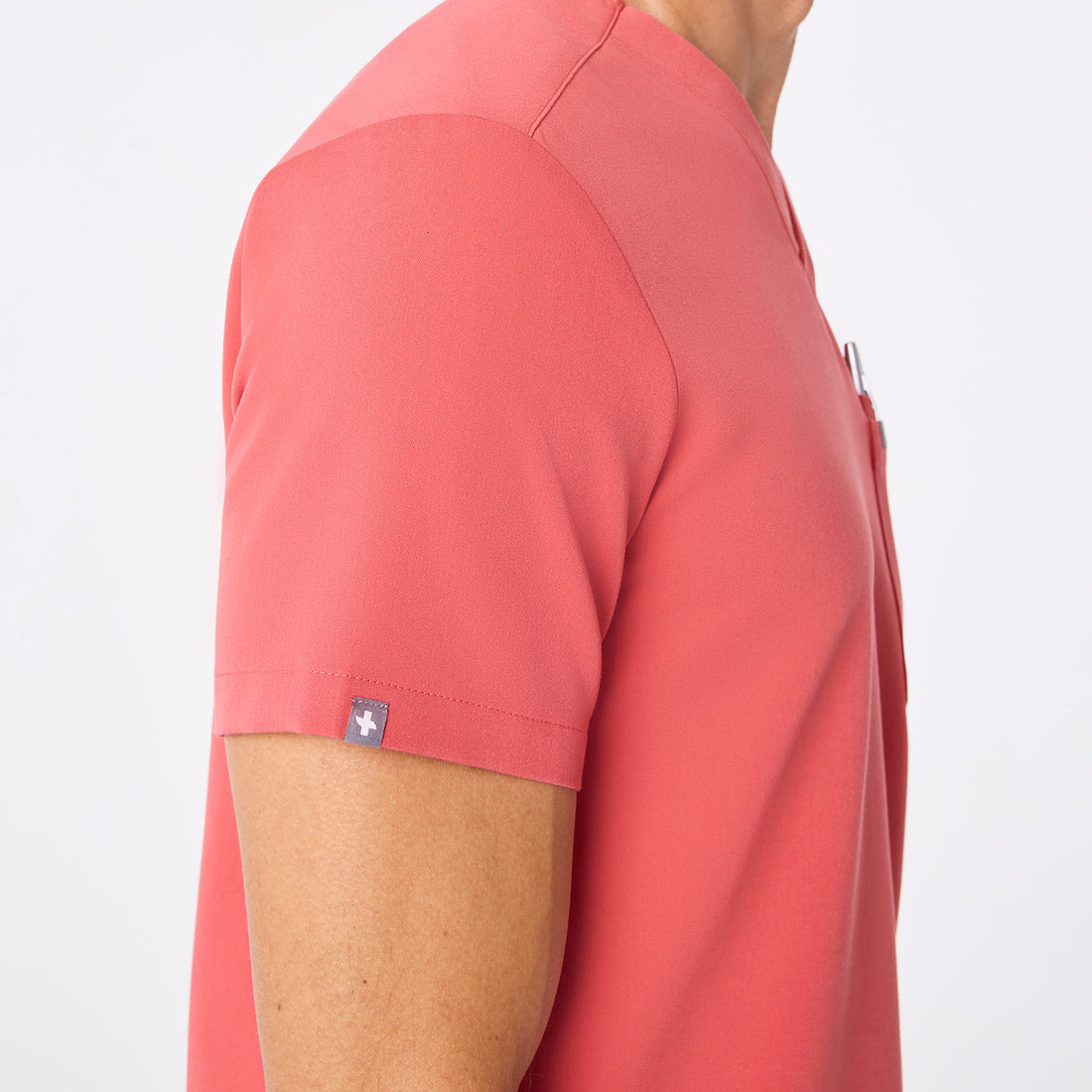 Men's Leon™ Three-Pocket Scrub Top - Pulmonary Pink · FIGS