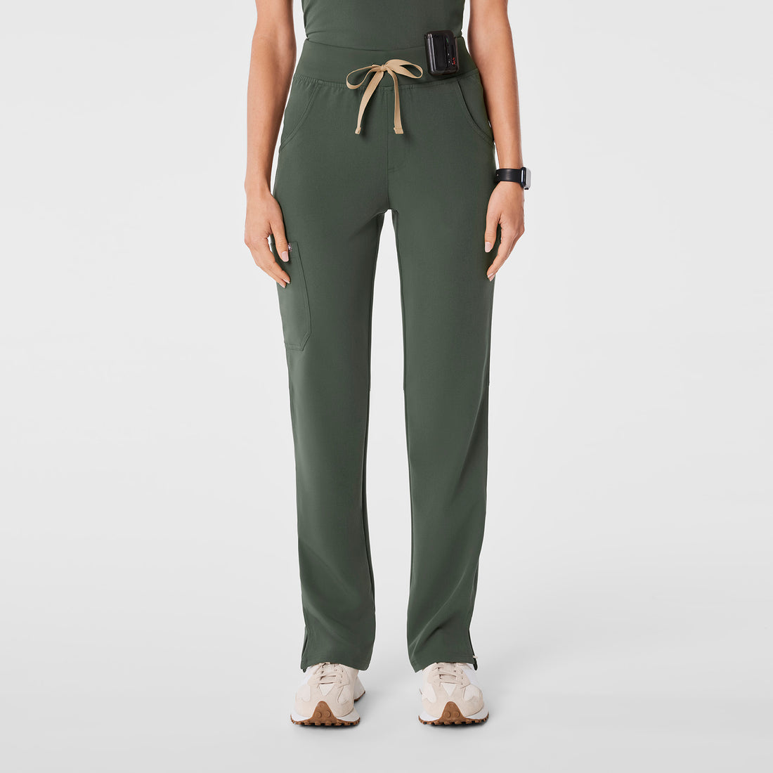 Women's Moss Scrubs · FIGS