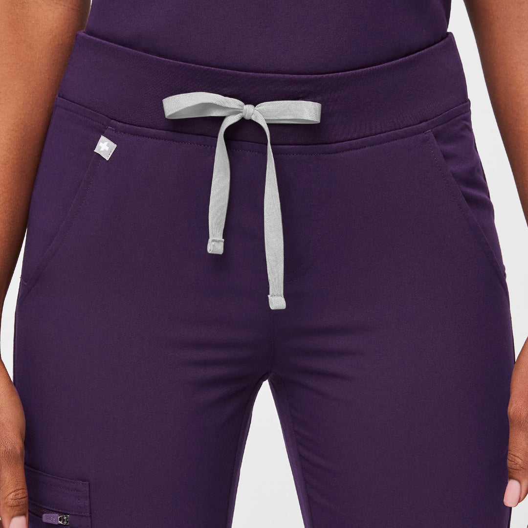 Women's Zamora Jogger Scrub Pants™ - Purple Jam · FIGS