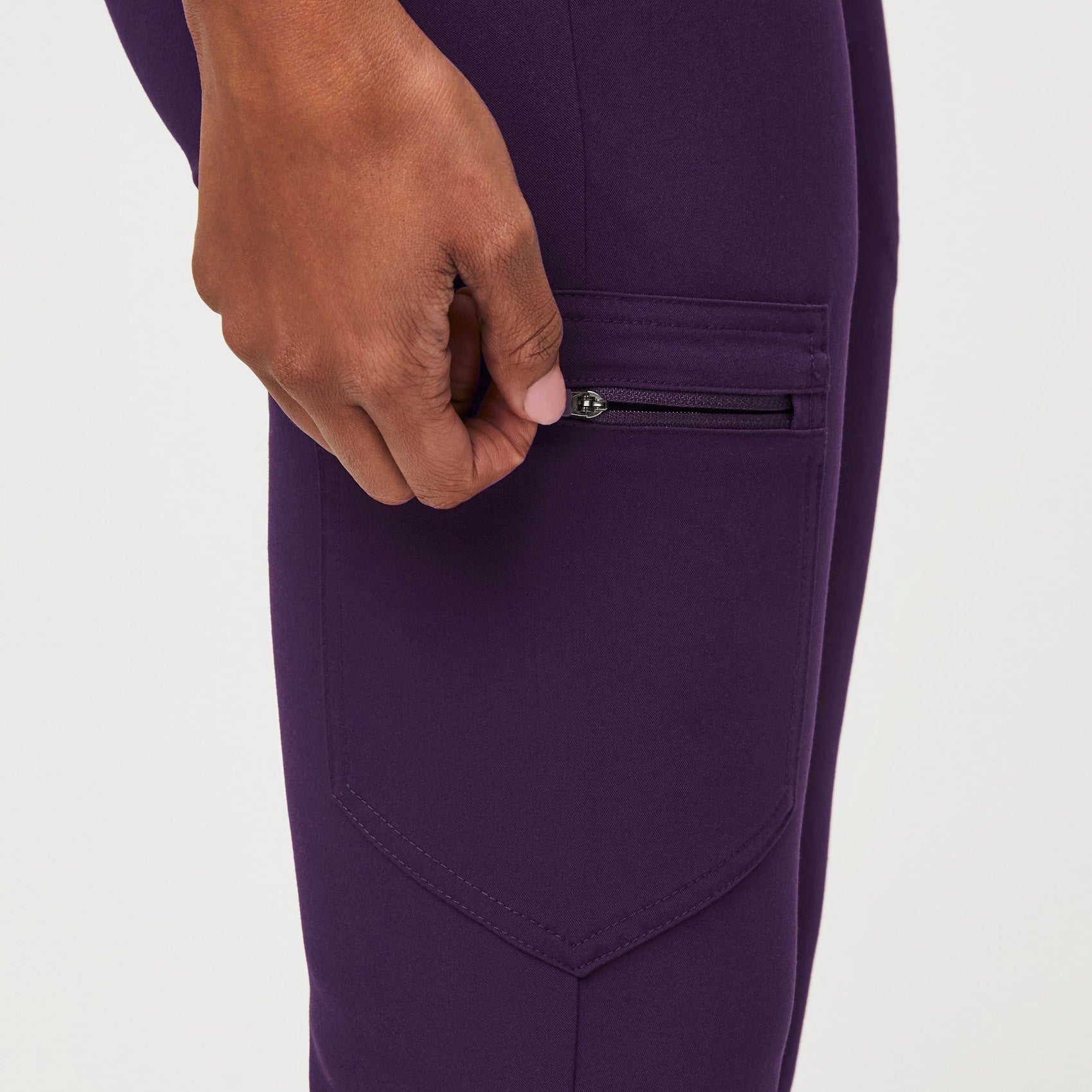 Women's Zamora Jogger Scrub Pants™ - Purple Jam · FIGS