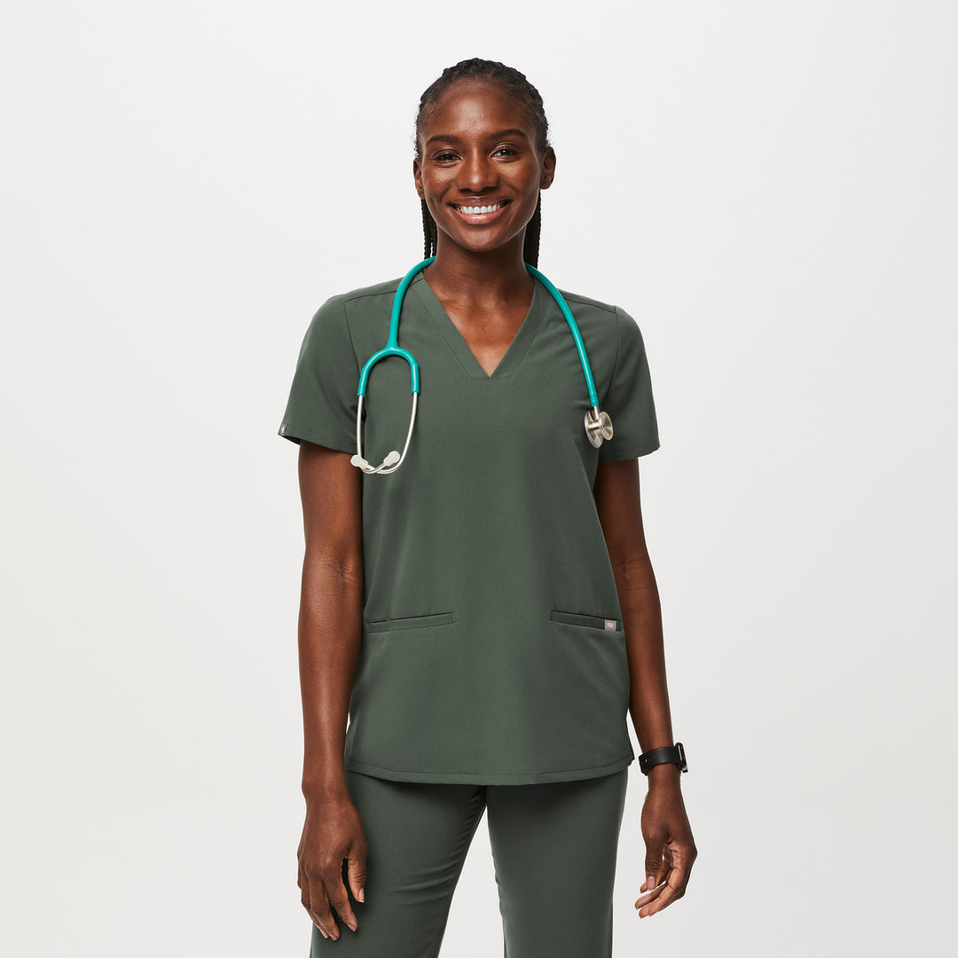 Women's Moss Scrubs · FIGS