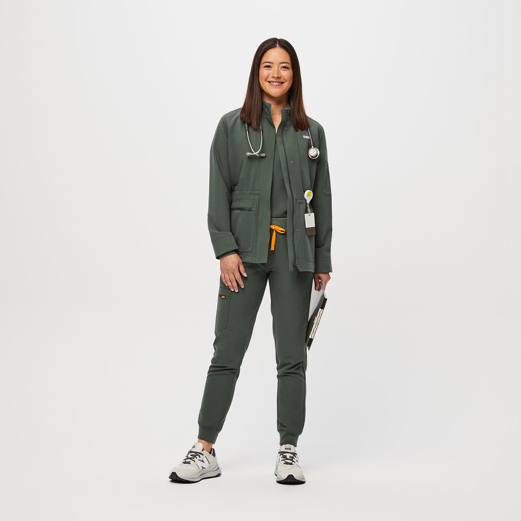 Women’s Page Scrub Jacket - Moss · FIGS