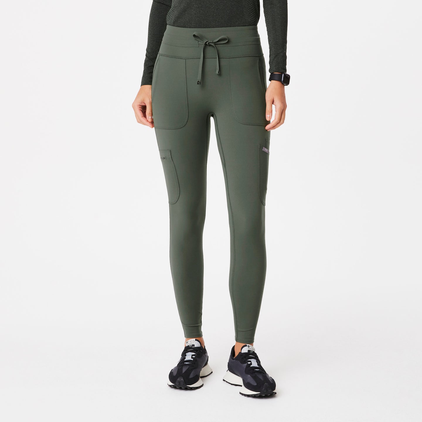Women's Moss Scrubs · FIGS