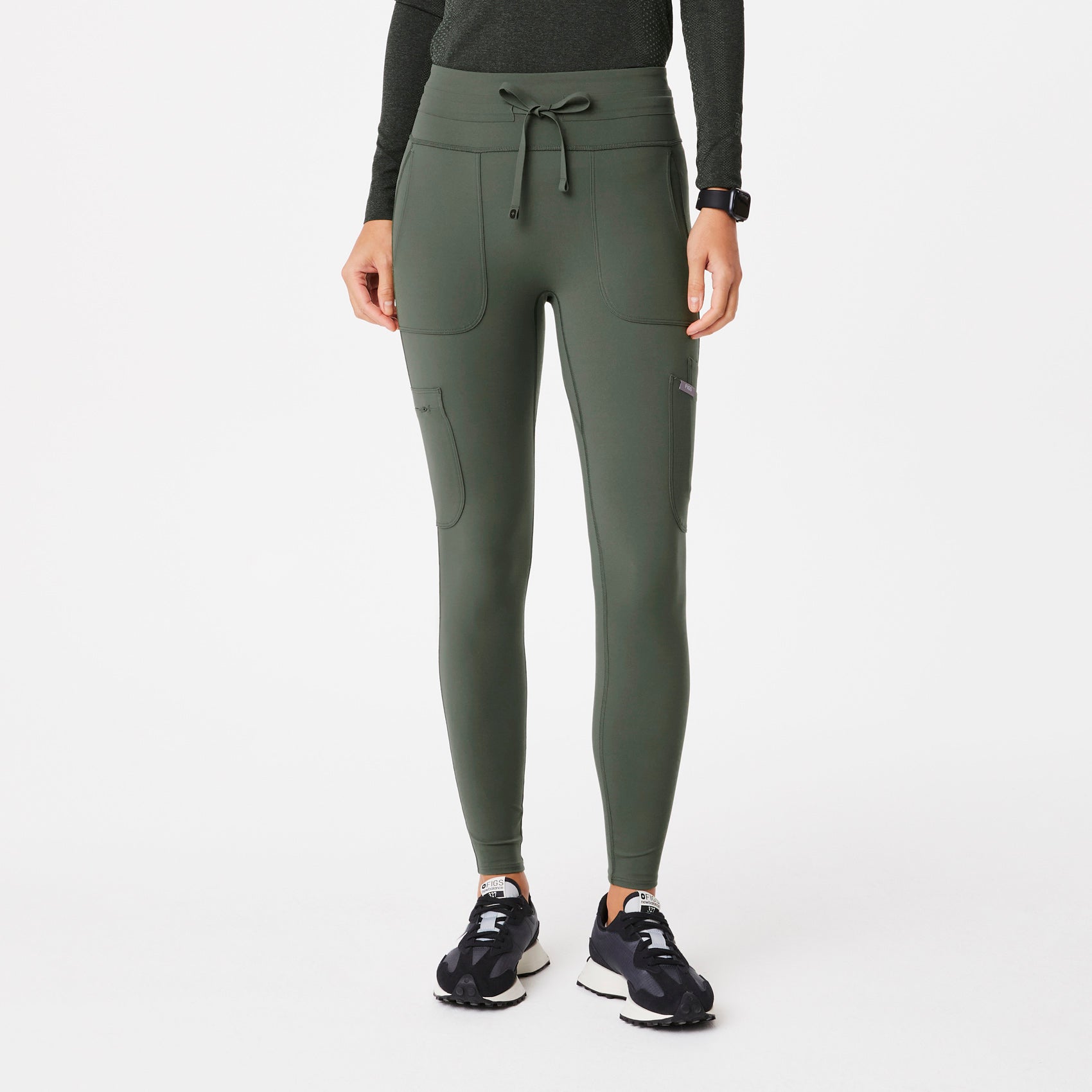 Women's Moss Scrubs · FIGS