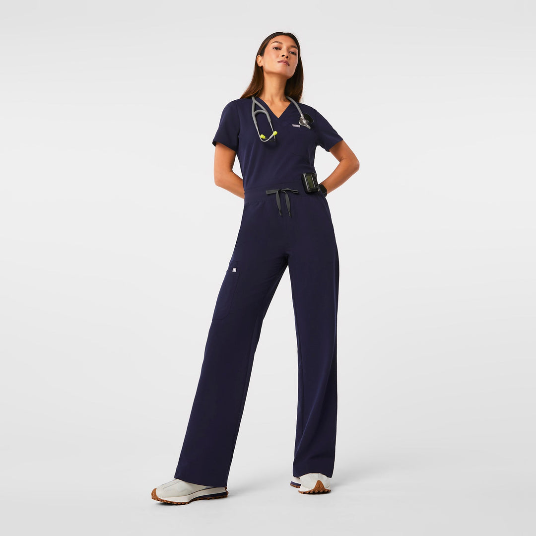 Women’s High Waisted Isabel Wide Leg Scrub Pants - Navy · FIGS